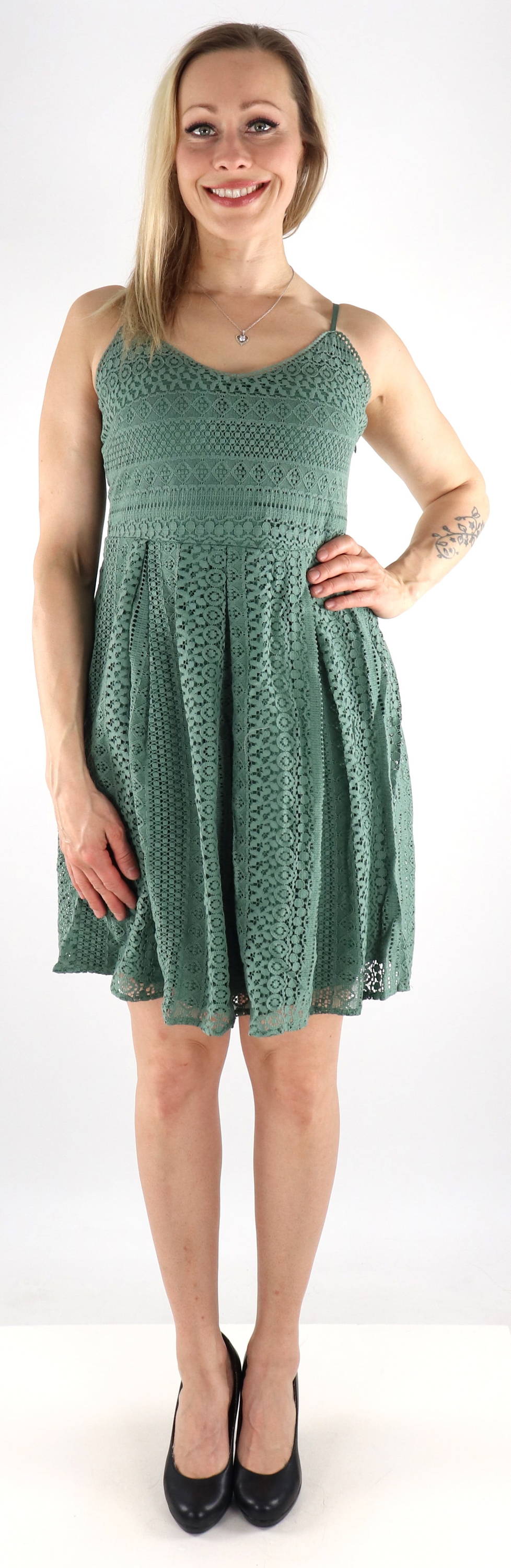 Vero Moda Klänning Honey lace Laurel wreath - Stilettoshop.se webbutik